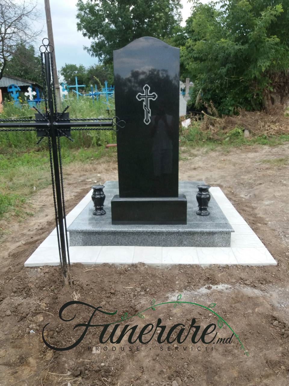 Monumente funerare din granit Chisinau Moldova